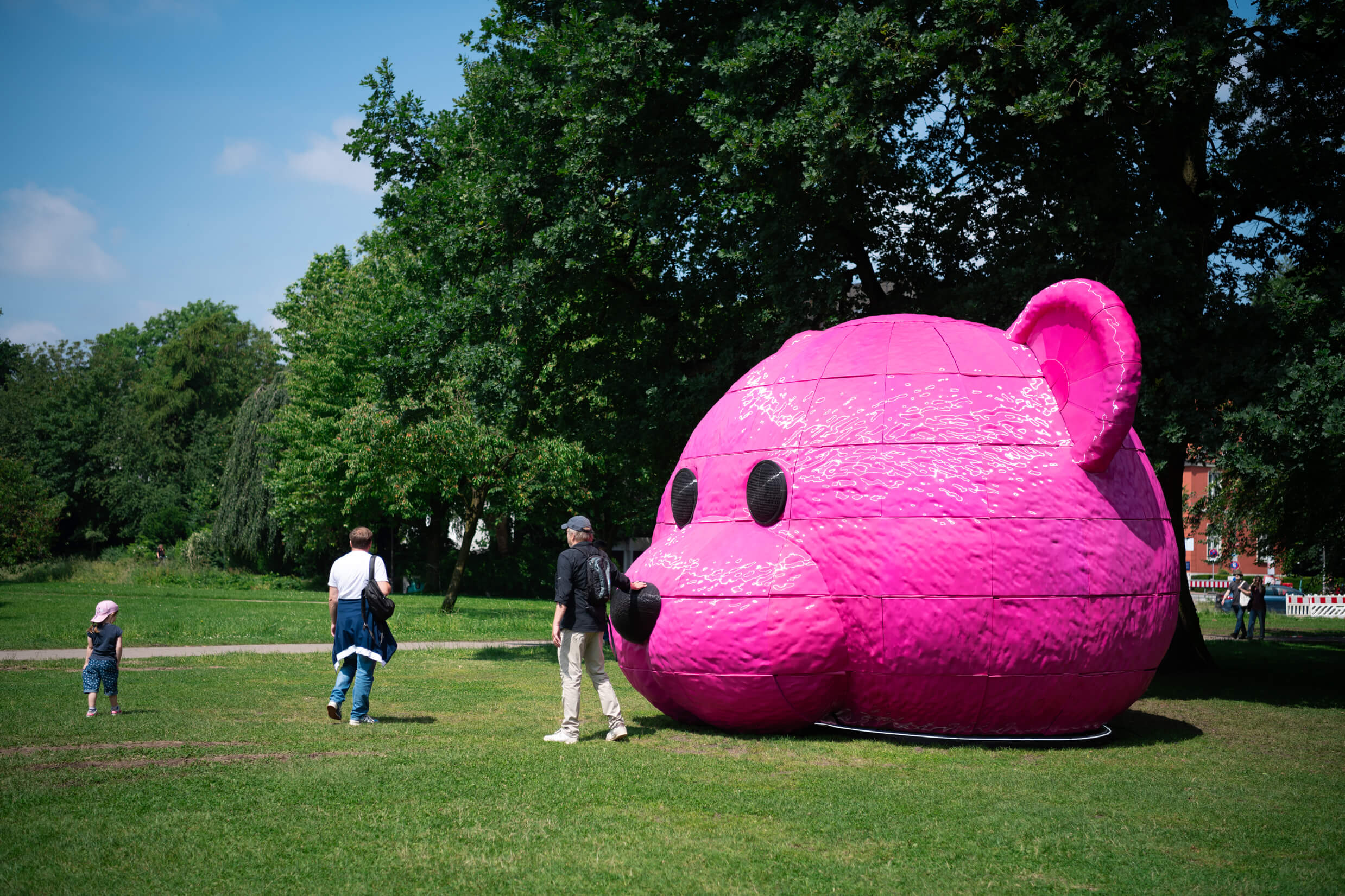 UE collaborates with LUAP for Pink Bear Pavilion - GGG